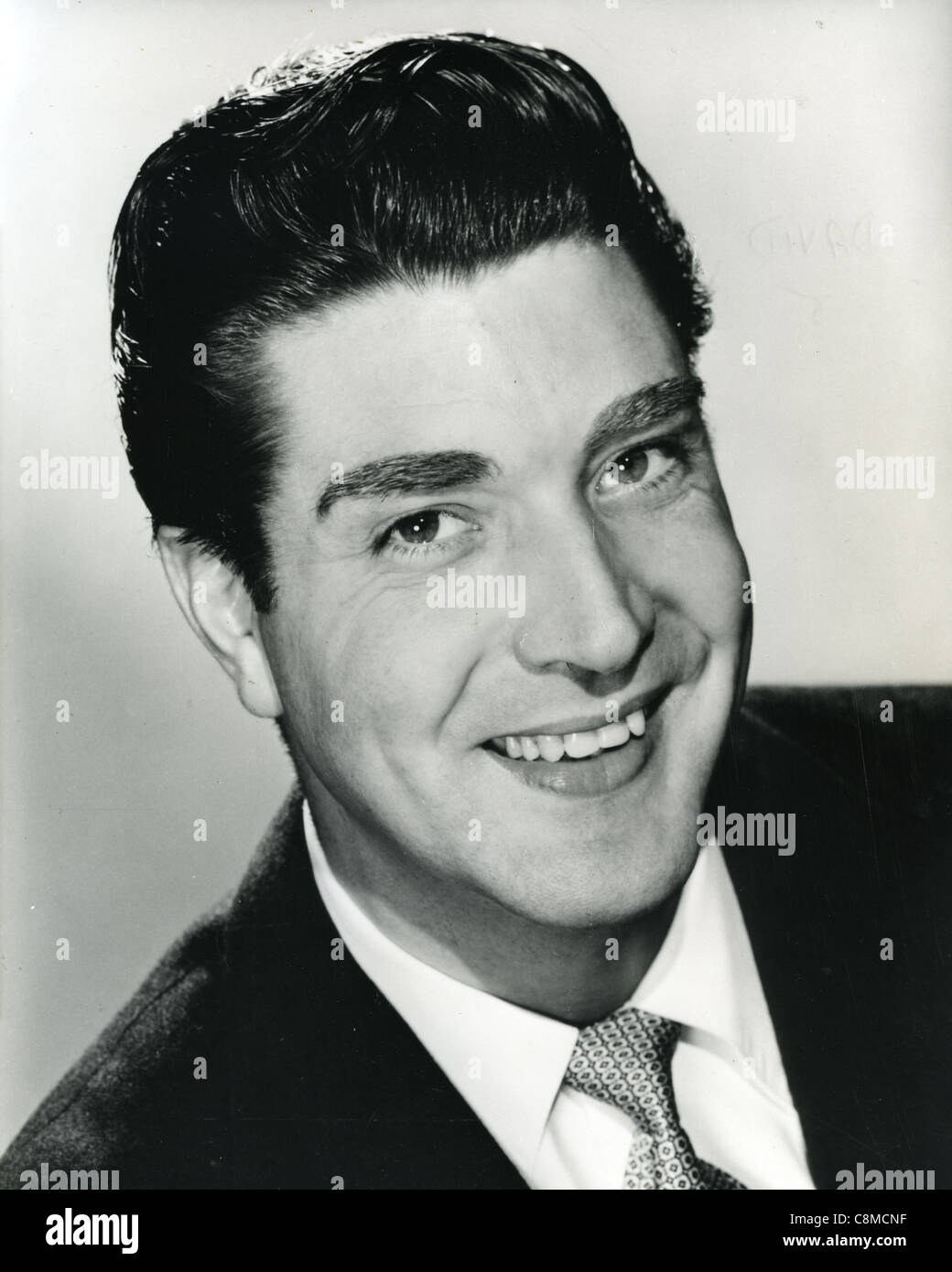 DAVID HUGHES (1929-1972) English pop singer who became moved into opera ...