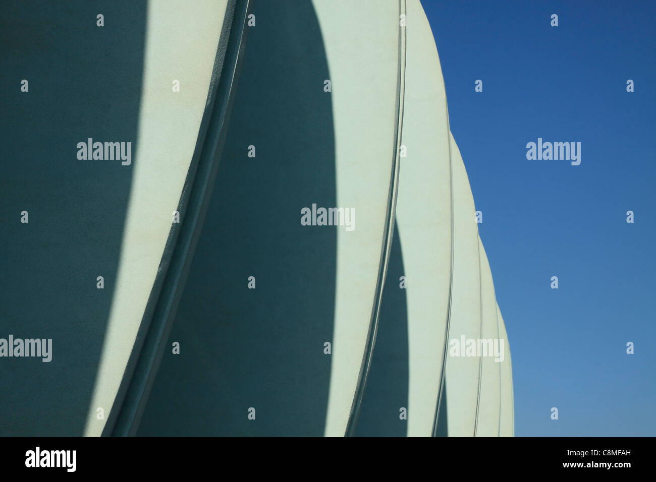 Modern structure hi-res stock photography and images - Alamy