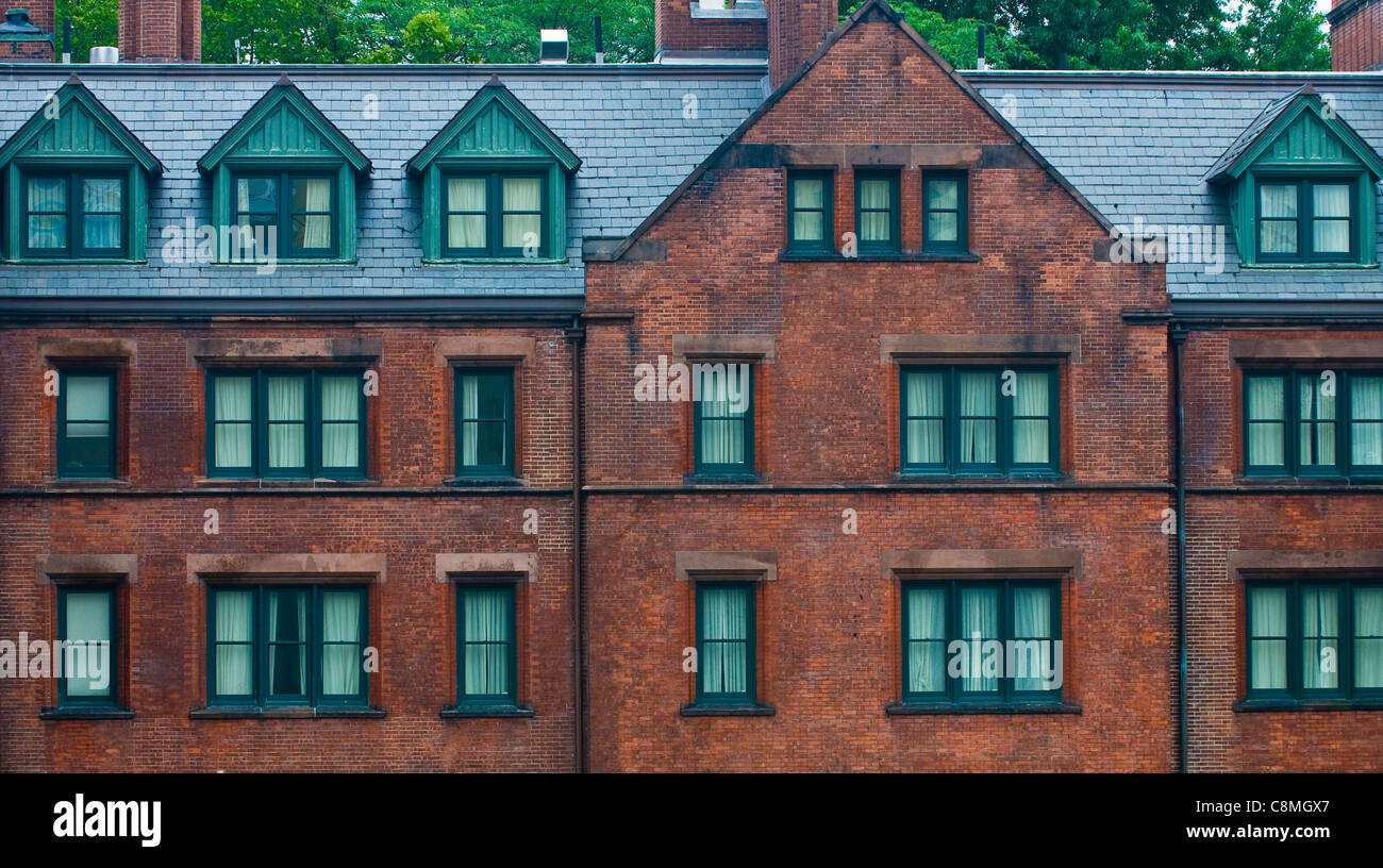 Front of a flat buildings in New York city Stock Photo - Alamy