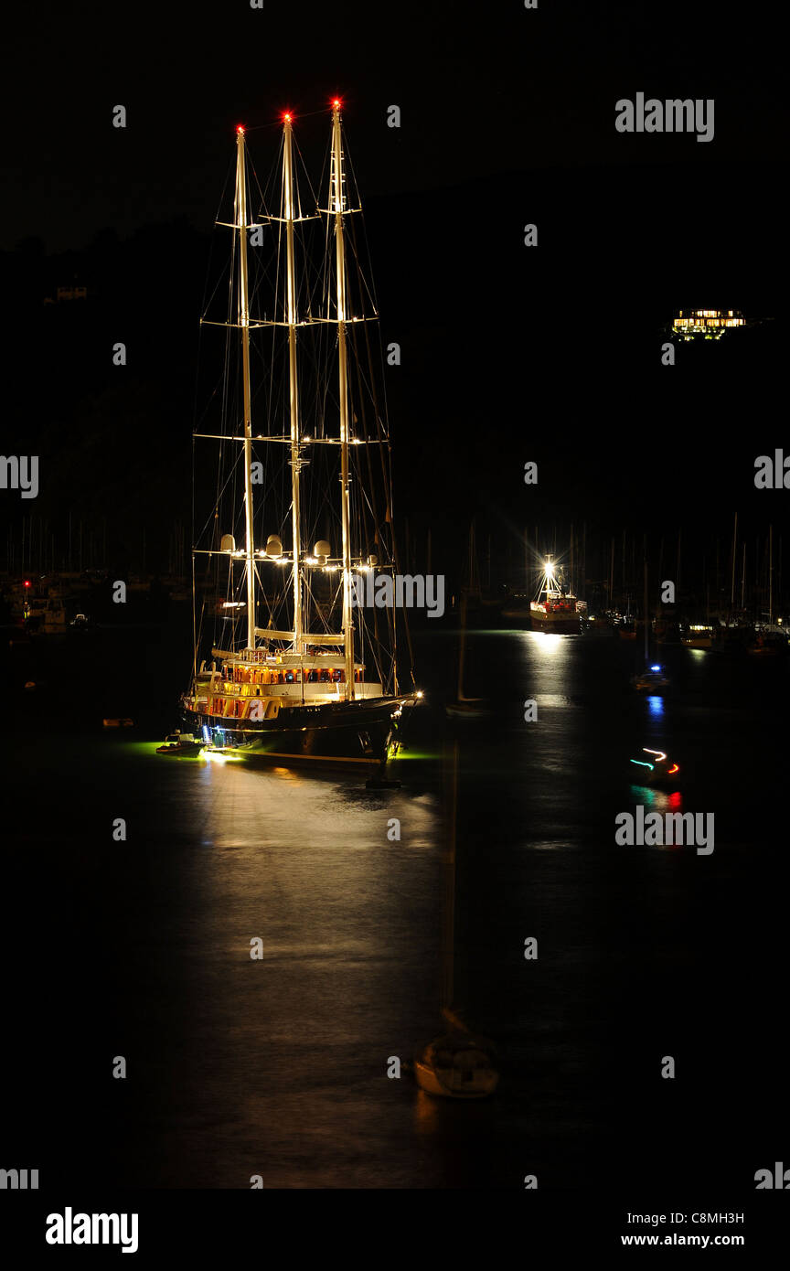 The super-yacht Eos - the largest private sailing yacht in the world ...