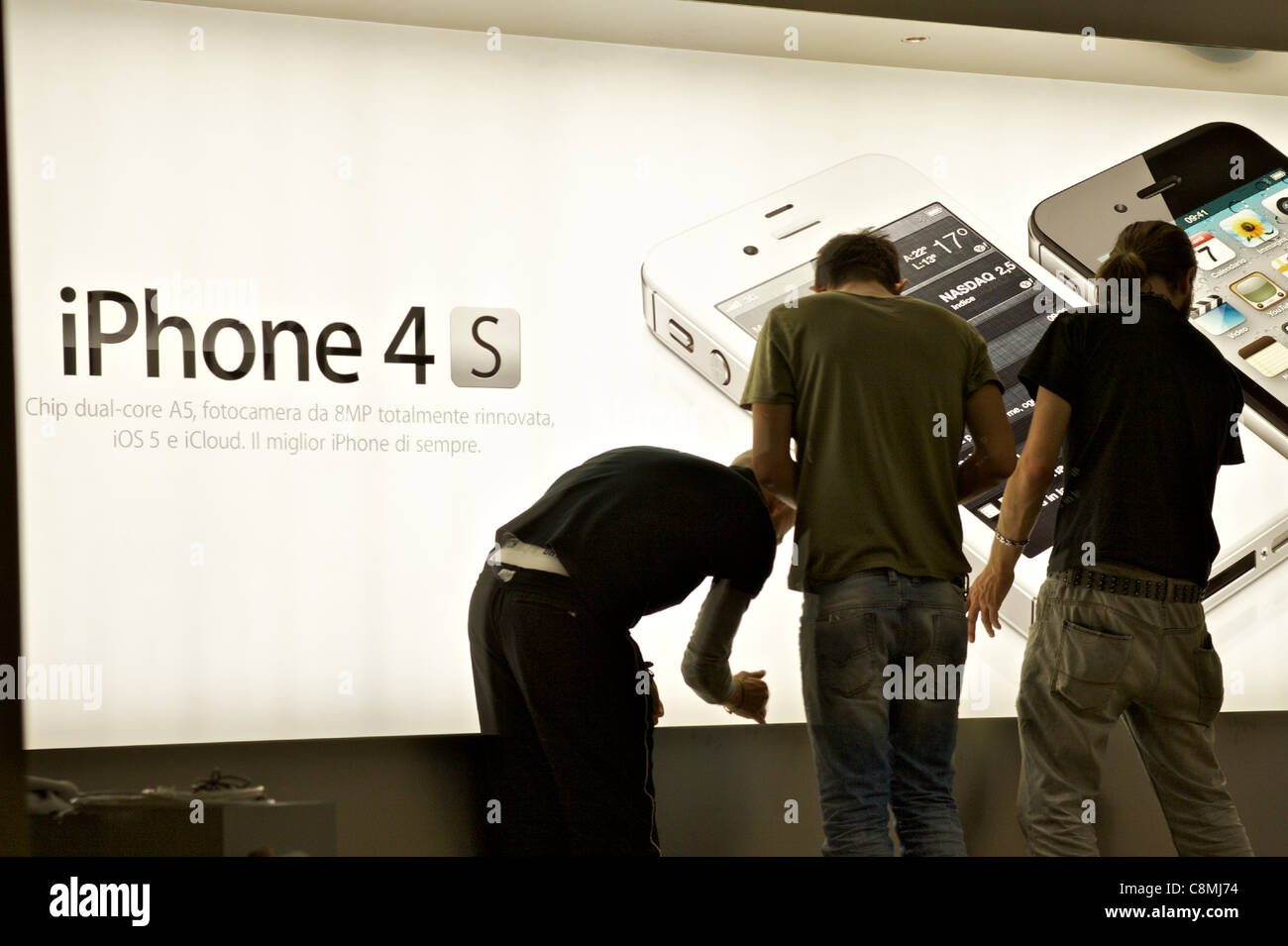 Iphone banner hi-res stock photography and images - Alamy