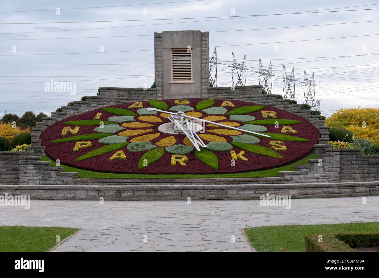 Botanic flowers garden park niagara hi-res stock photography and images ...