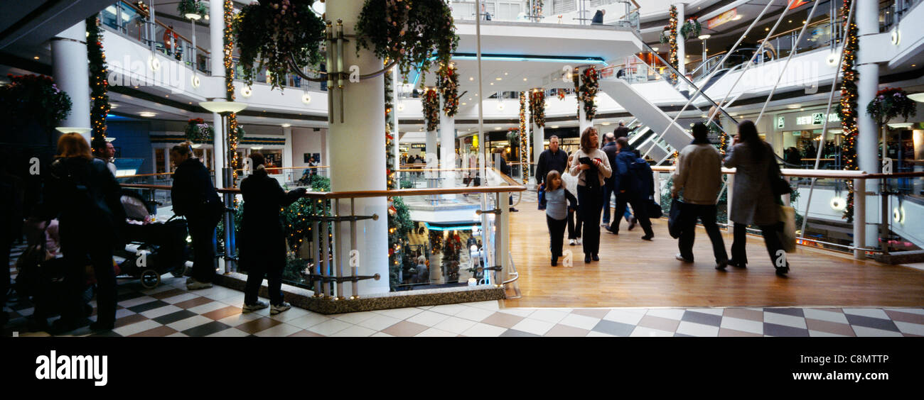 St nicholas centre sutton hi-res stock photography and images - Alamy