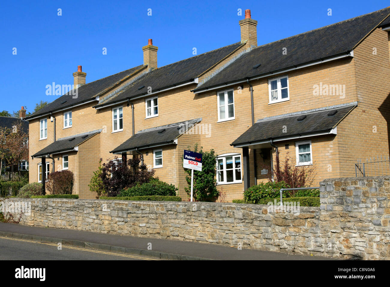 Attached houses real estate hi-res stock photography and images - Alamy