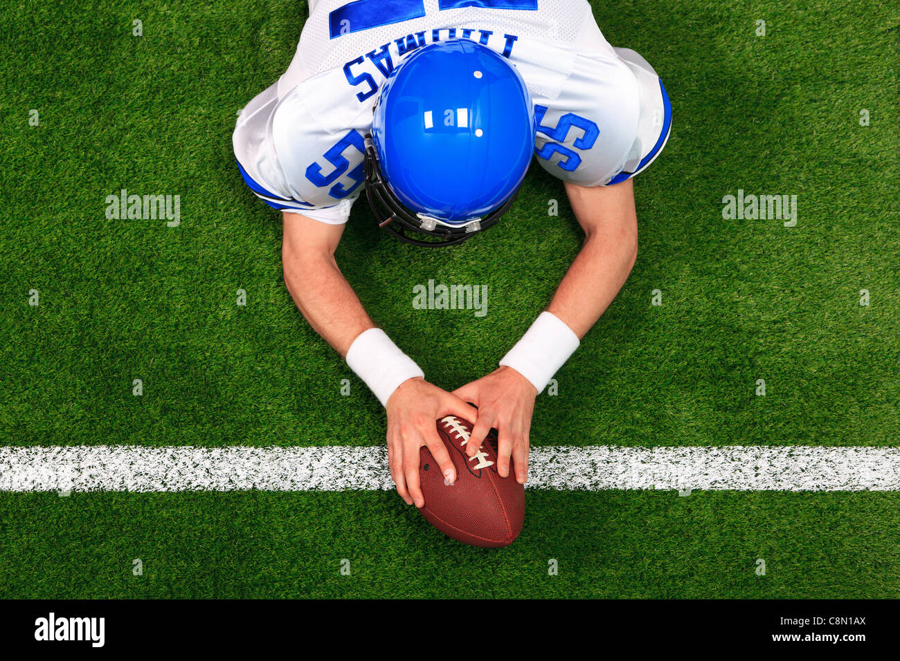 American football field hi-res stock photography and images - Alamy