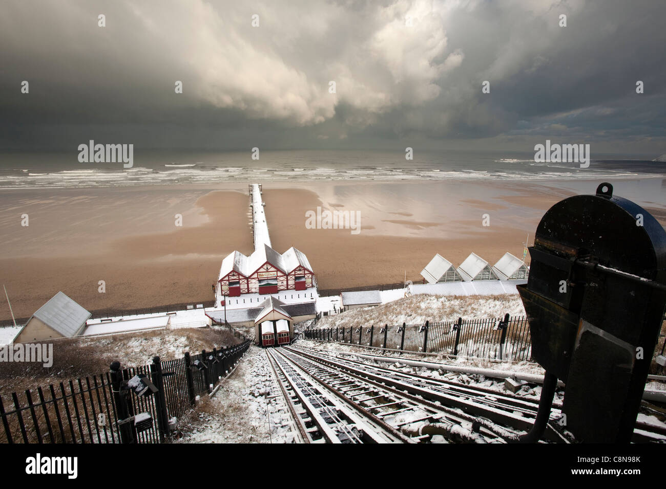 Snow Storm Approaching Saltburn Pier and Cliff Lift in Winter ...