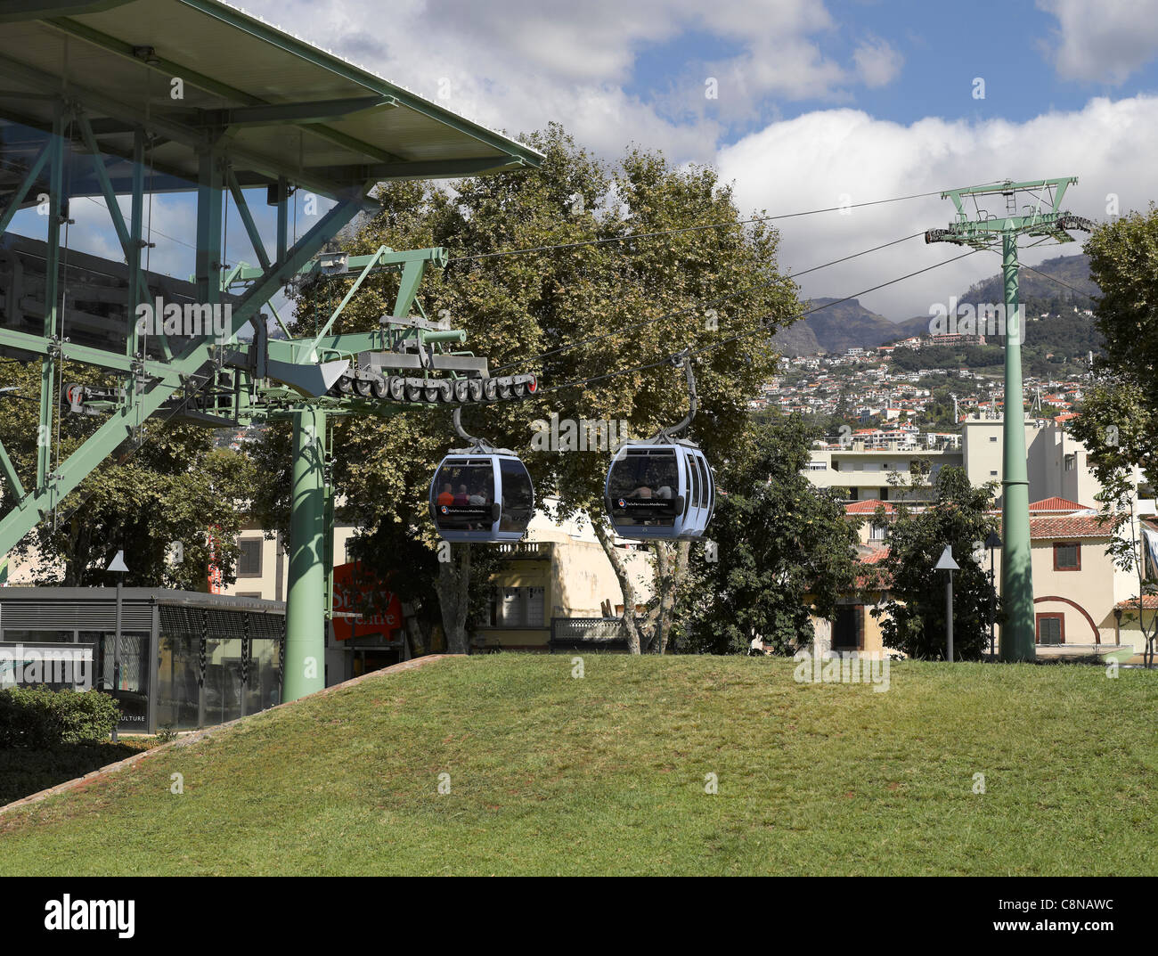 Terminal terminus hi-res stock photography and images - Alamy