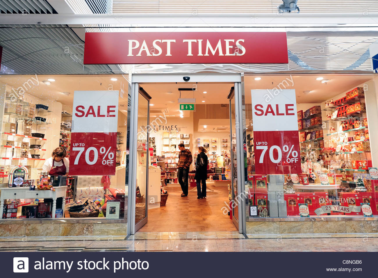 Past Times And Shop Stock Photos Past Times And Shop Stock Images Alamy past-times-and-shop-stock-photos-past-times-and-shop-stock-images-alamy