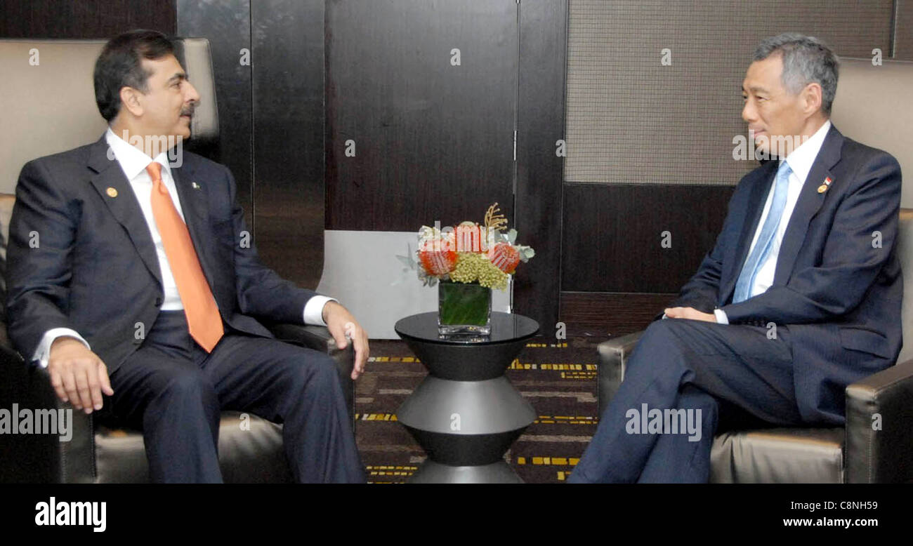 Yousuf raza gilani hi-res stock photography and images - Alamy