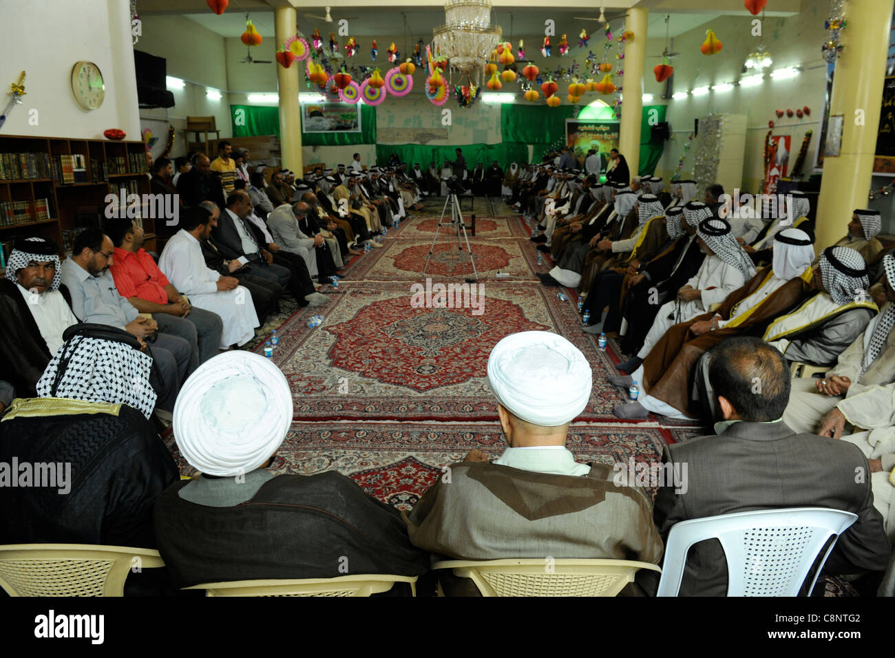 Iraq, Salman Pak, Sunni and Shia tribal leaders meet to resolve ...
