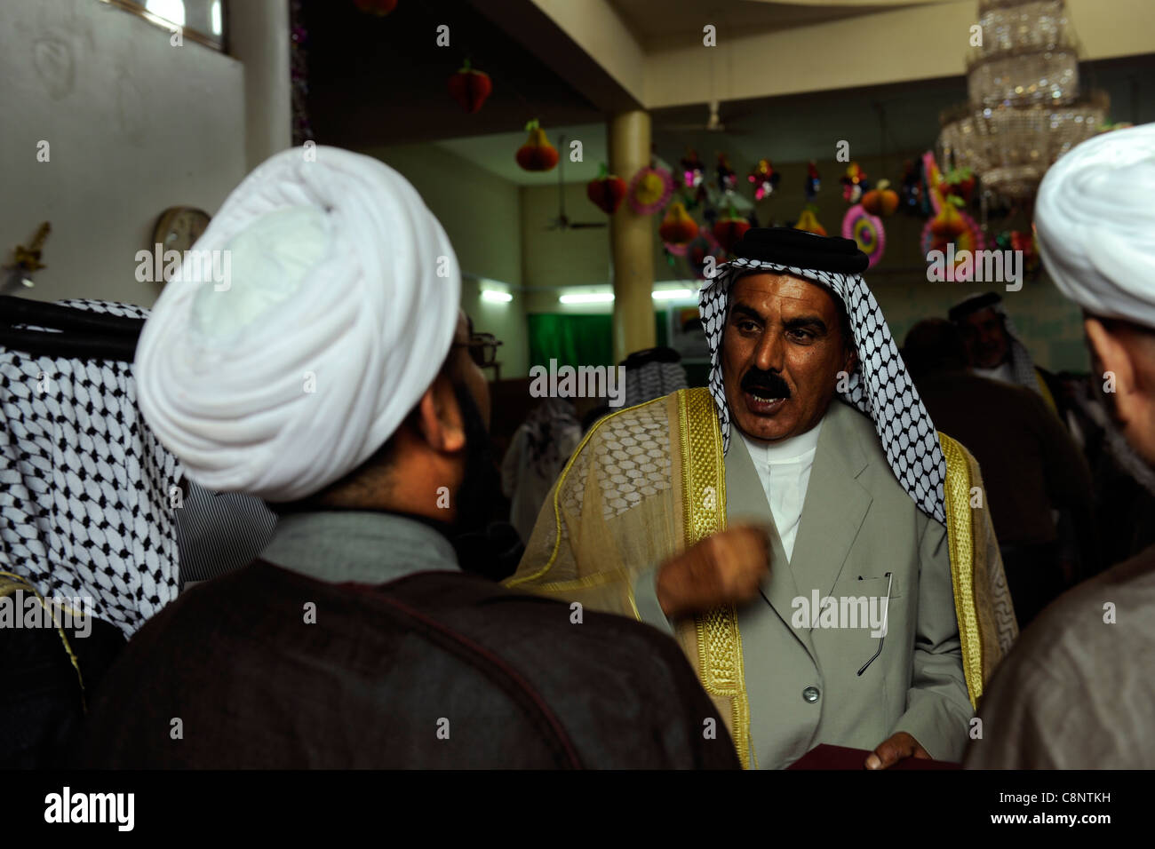 Iraq, Salman Pak, Sunni and Shia tribal leaders meet to resolve ...