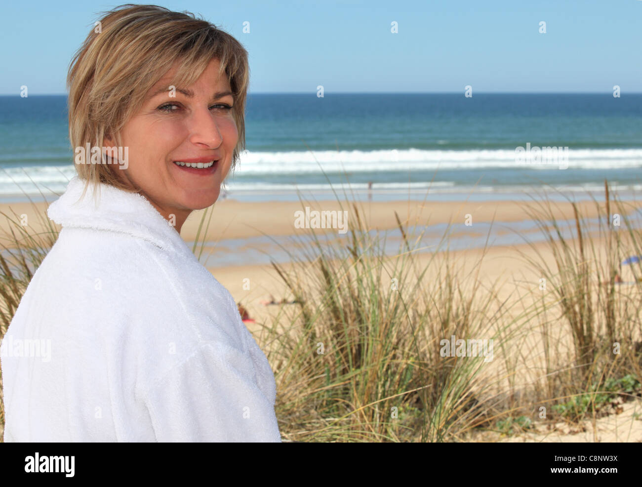 Mousy woman hi-res stock photography and images - Alamy