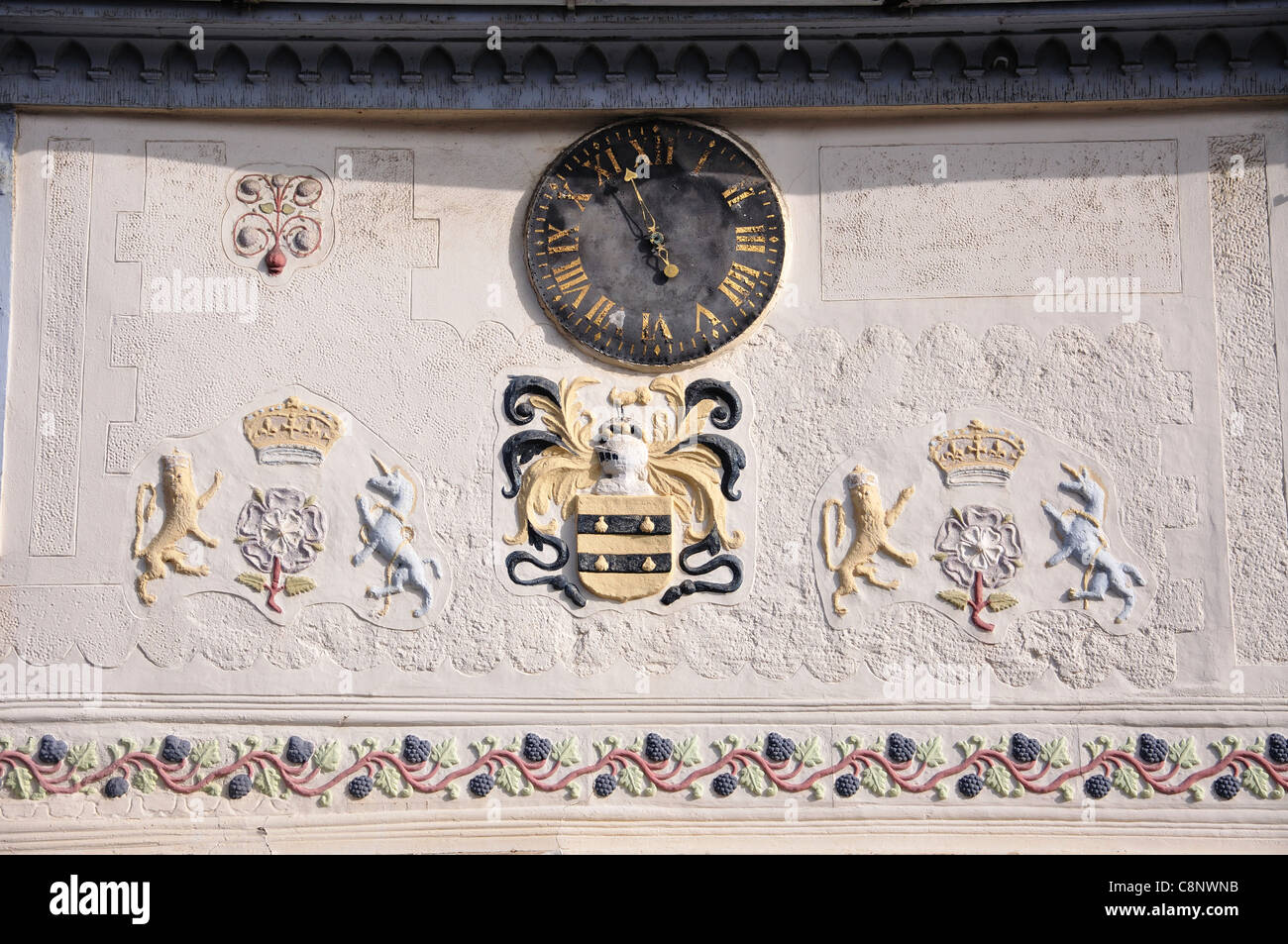 17th century pargeting hi-res stock photography and images - Alamy