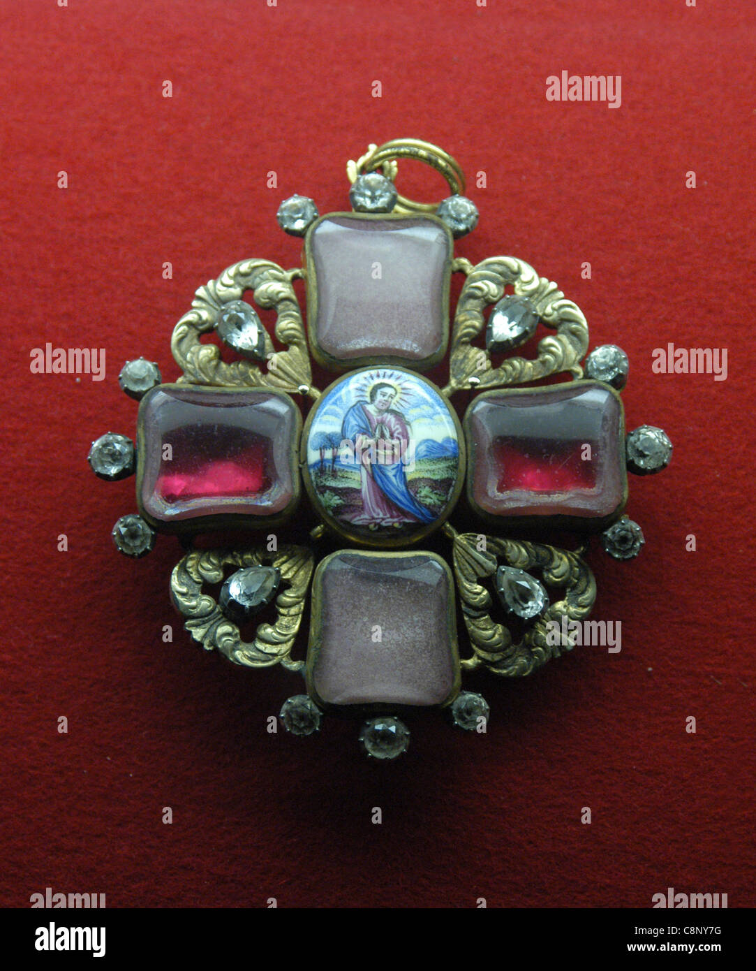 Cross of the Russian order of Saint Anne on display in the State ...