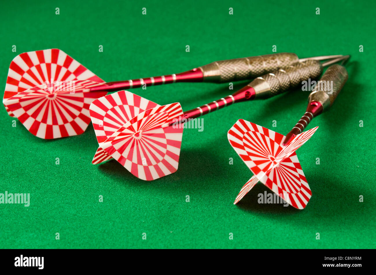 Flying darts hi-res stock photography and images - Alamy