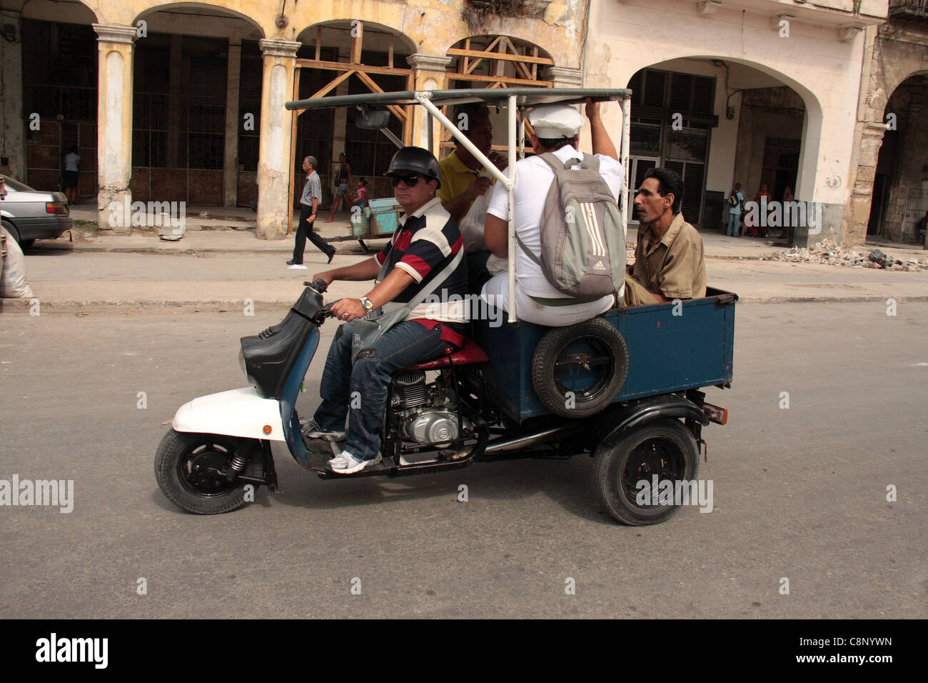 havana street cuba,havana,cuban,havan street life,cuba havana,havana ...