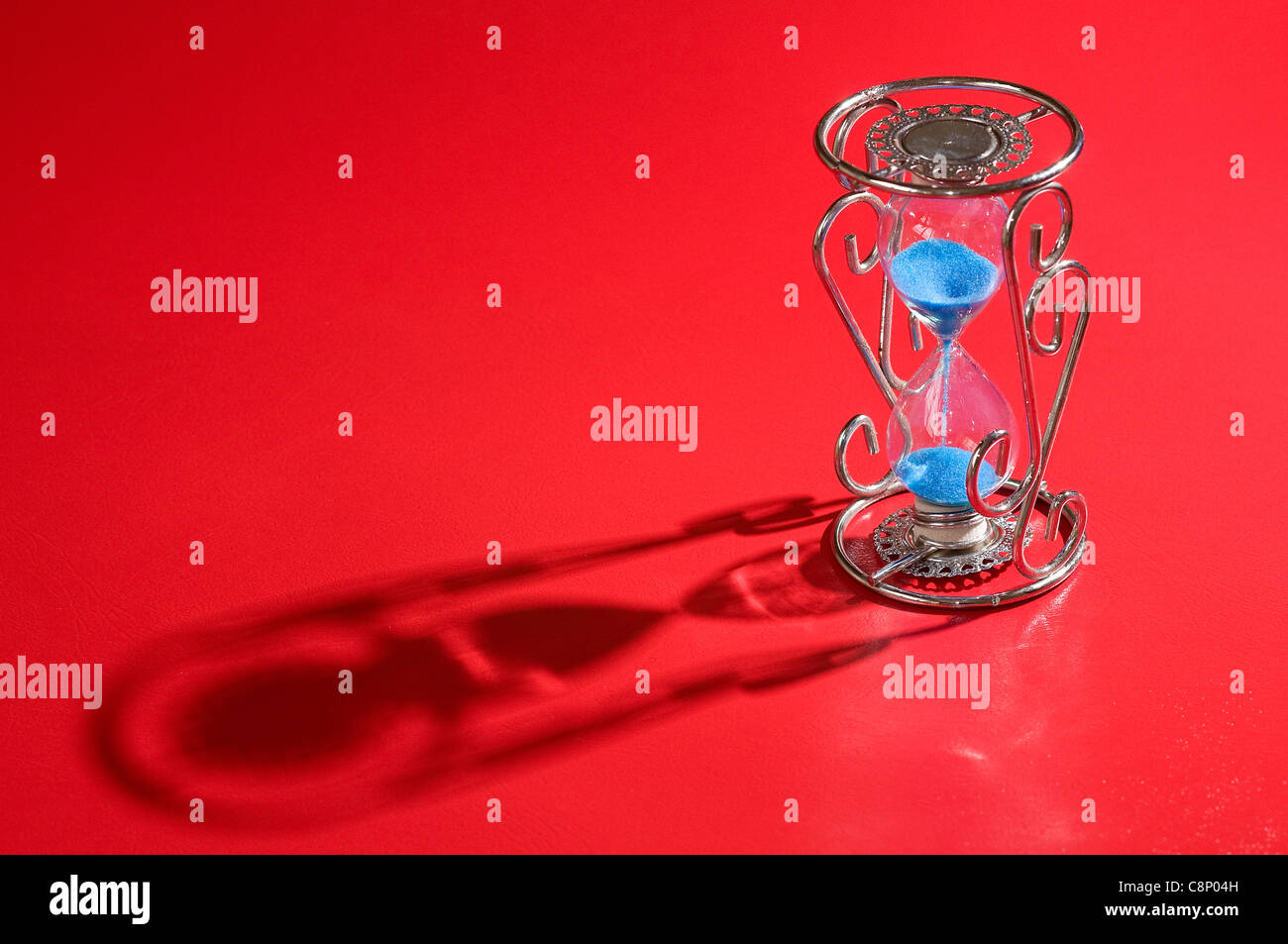 Hour glass hi-res stock photography and images - Alamy