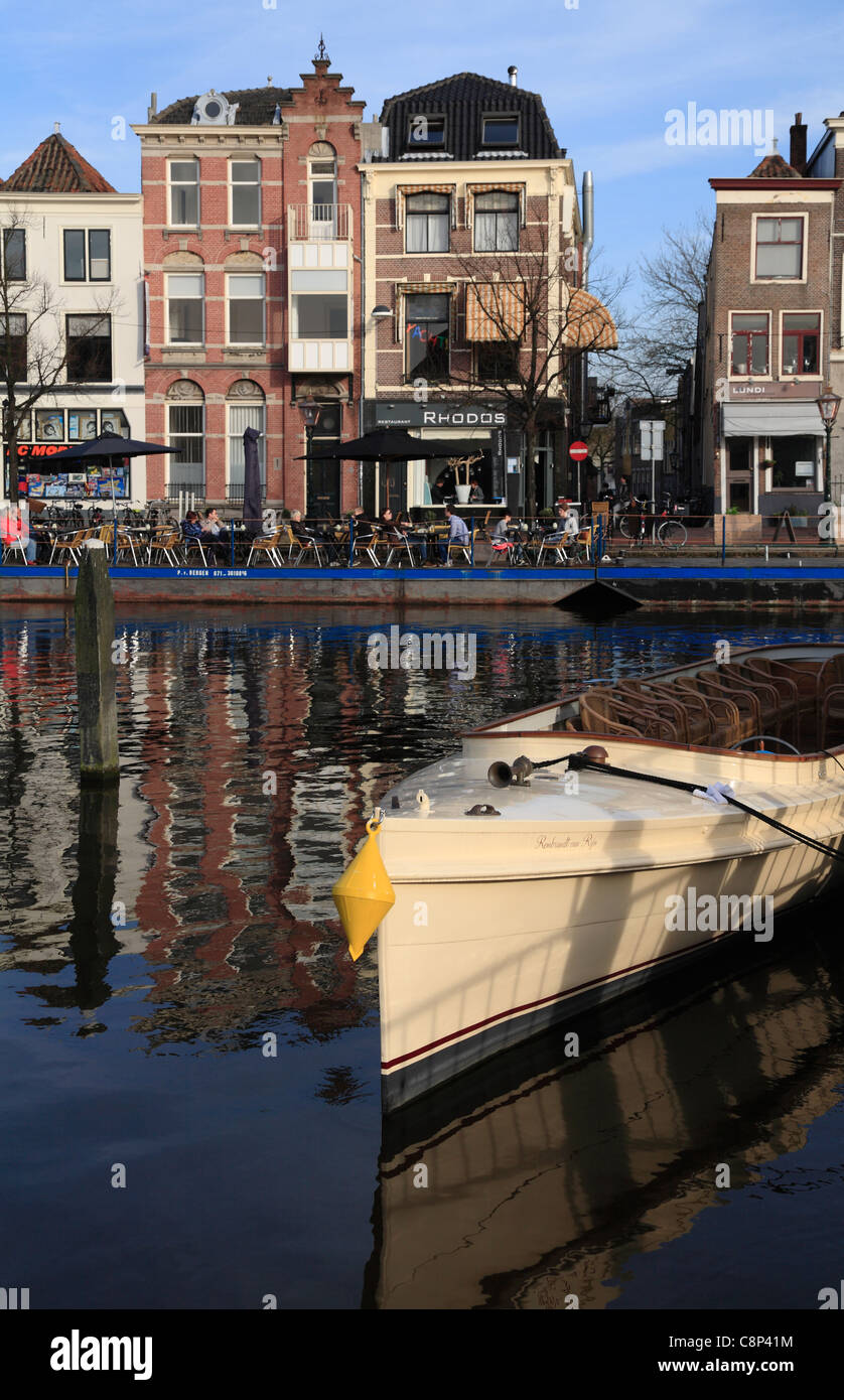 Leiden canals holland hi-res stock photography and images - Alamy