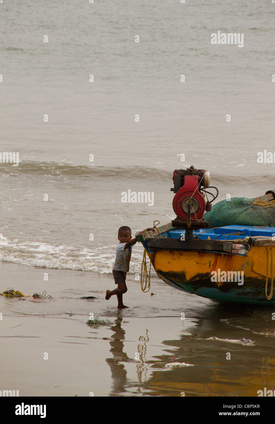 Asian boy fishing boat hi-res stock photography and images - Alamy