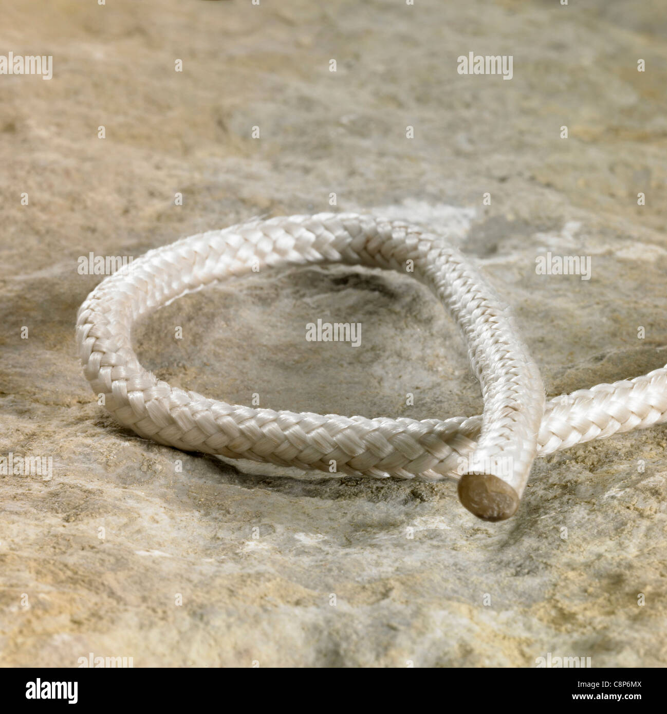 Synthetic rope hi-res stock photography and images - Alamy