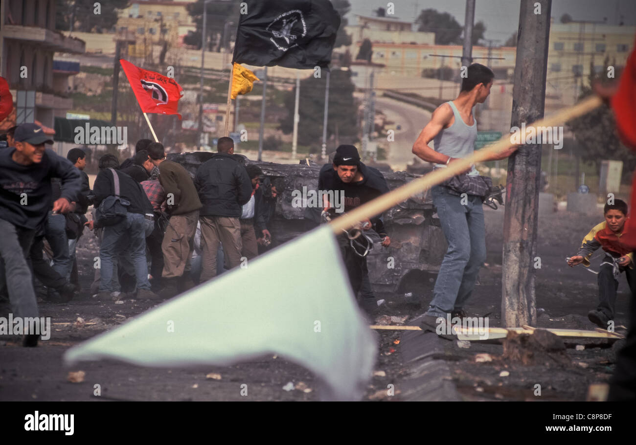 RAMALLAH Friday of Intifada, RAMALLAH Friday of Intifada White flag and ...