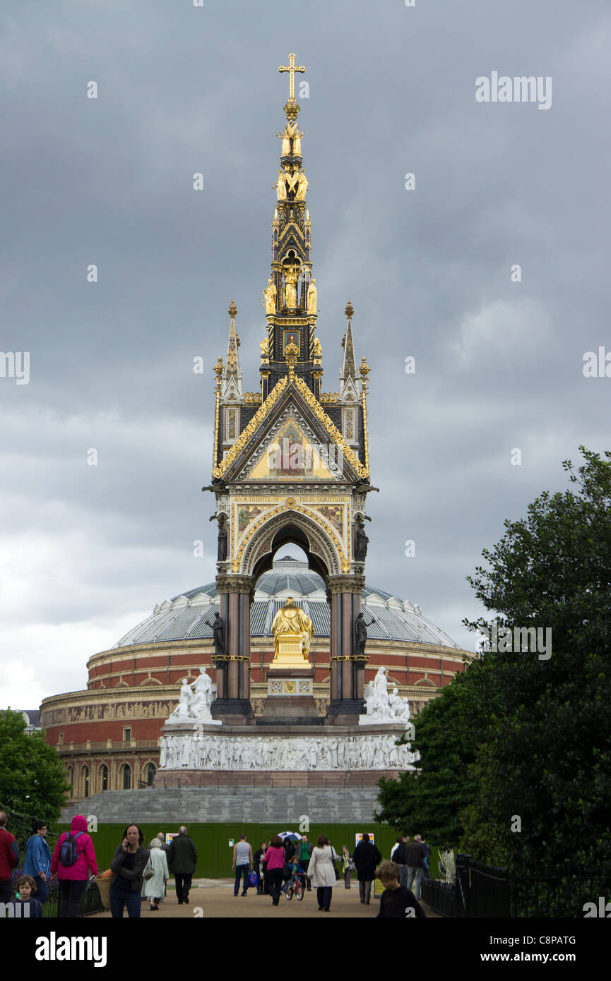 Albert Memorial and Royal Albert Hall, London Stock Photo - Alamy