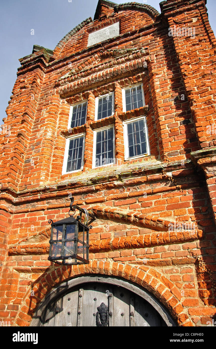 Ye gateway house hi-res stock photography and images - Alamy