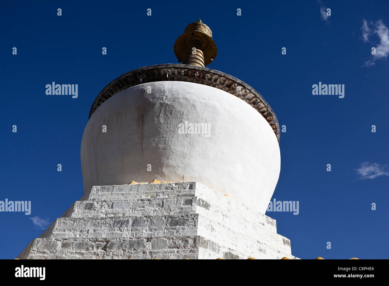 Tibetan traditional white stupa hi-res stock photography and images - Alamy