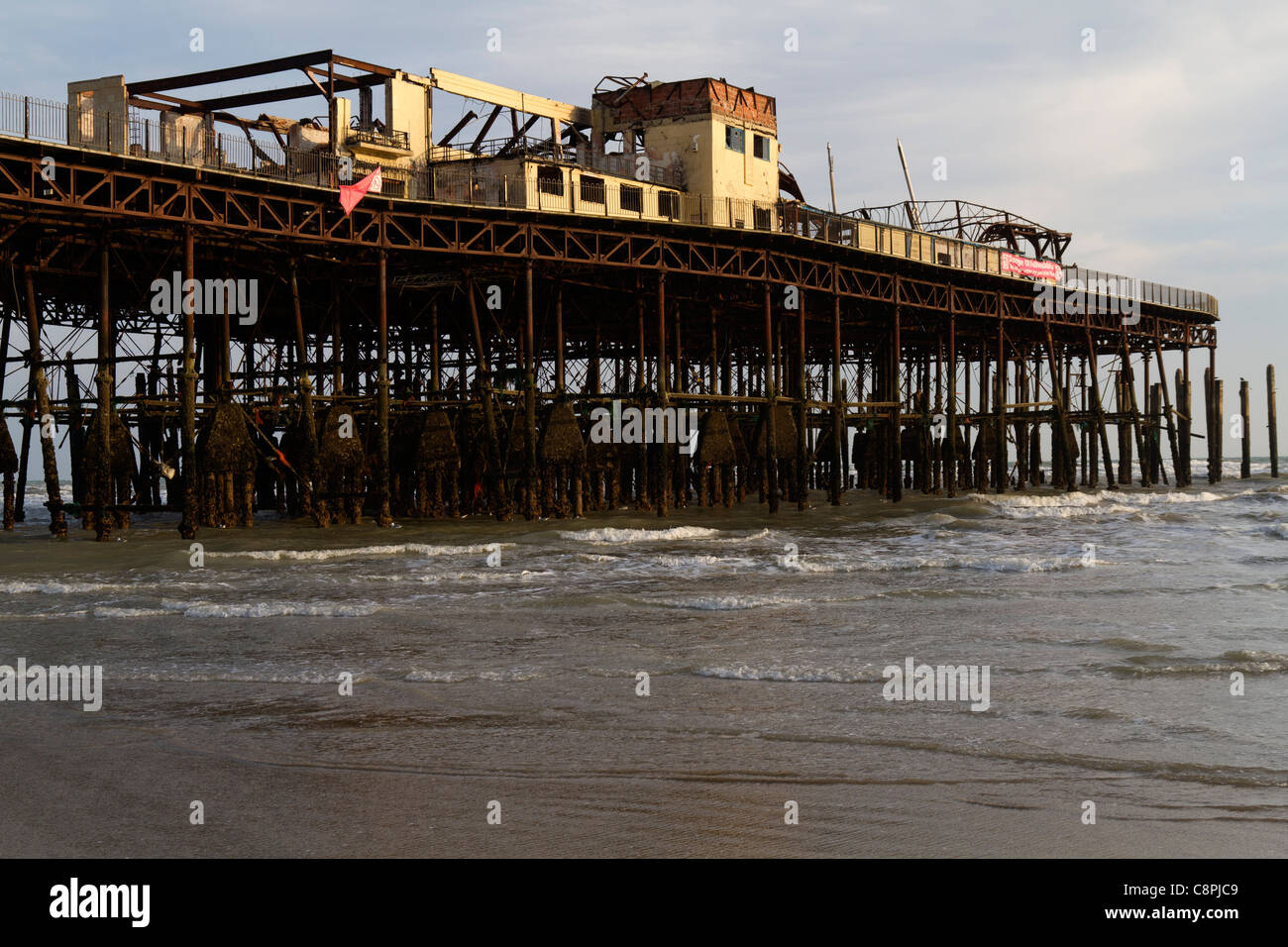Hastings pier fire hi-res stock photography and images - Alamy