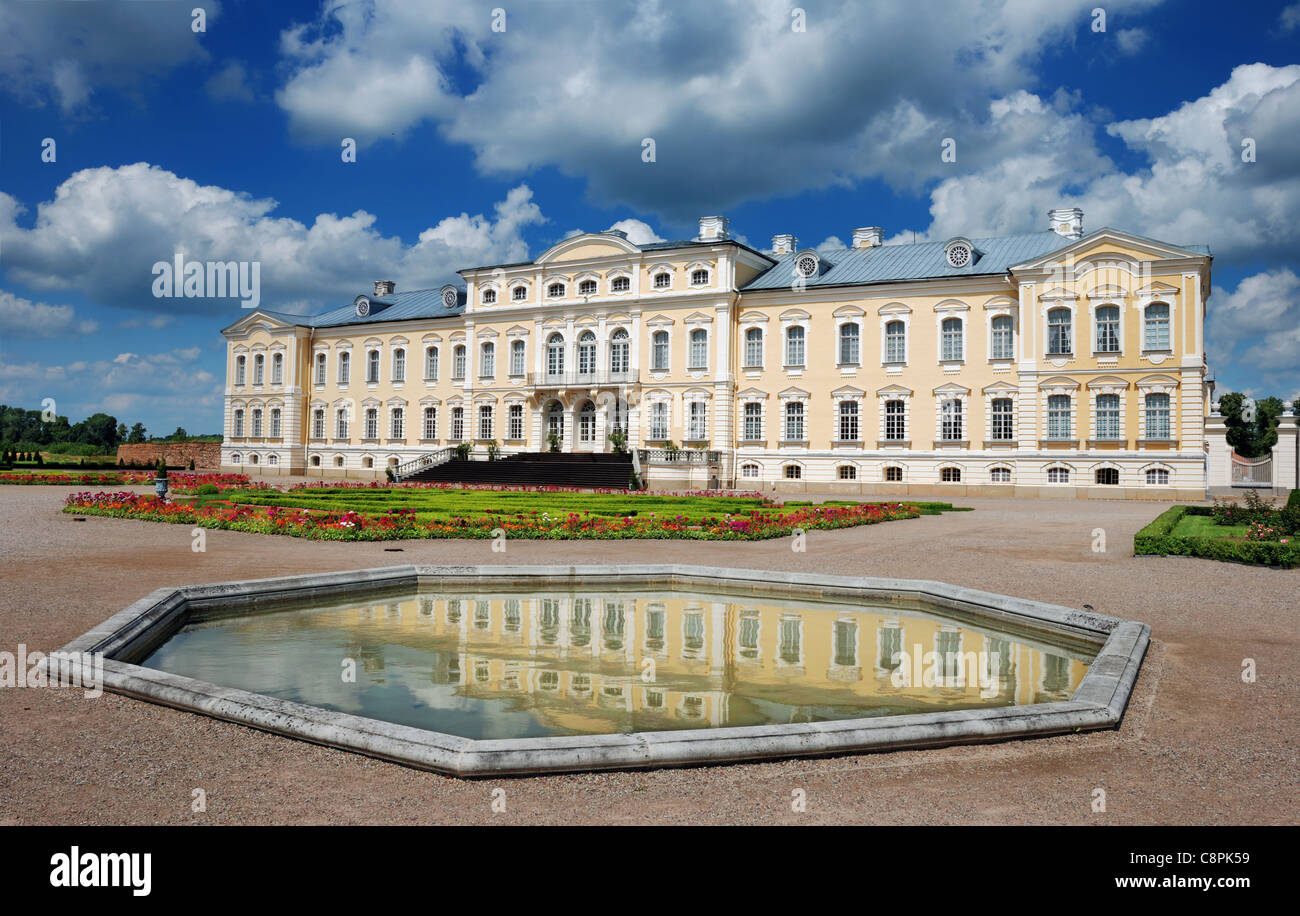 Rundale palace door hi-res stock photography and images - Alamy