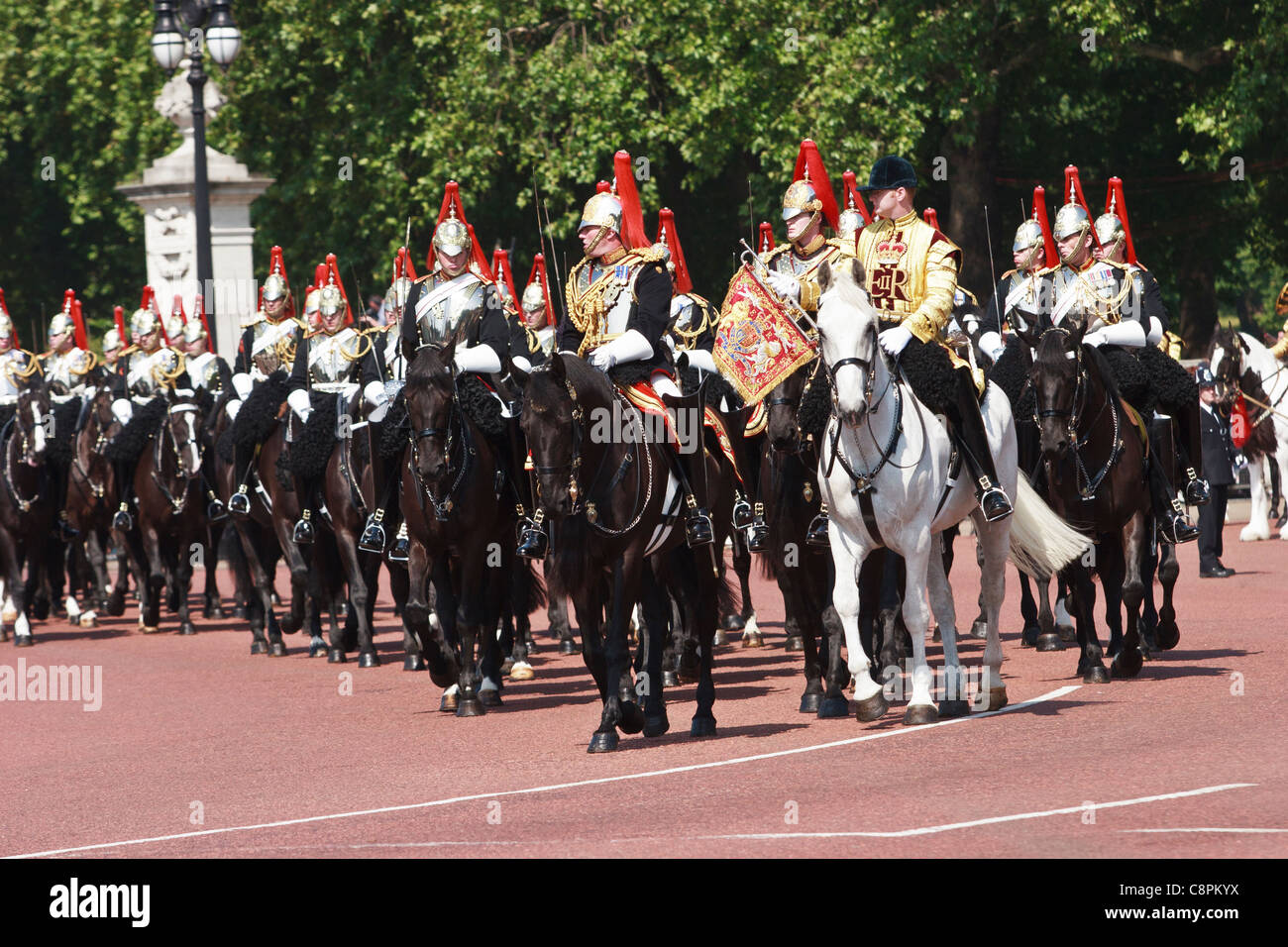 The Blues and Royals household Cavalry, Buckingham Palace, London Stock ...