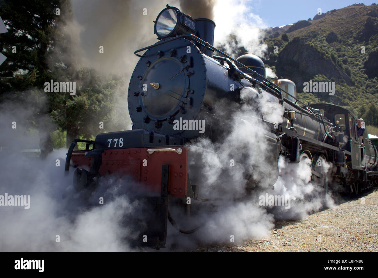 The Kingston Flyer vintage steam train, back in action and operating ...