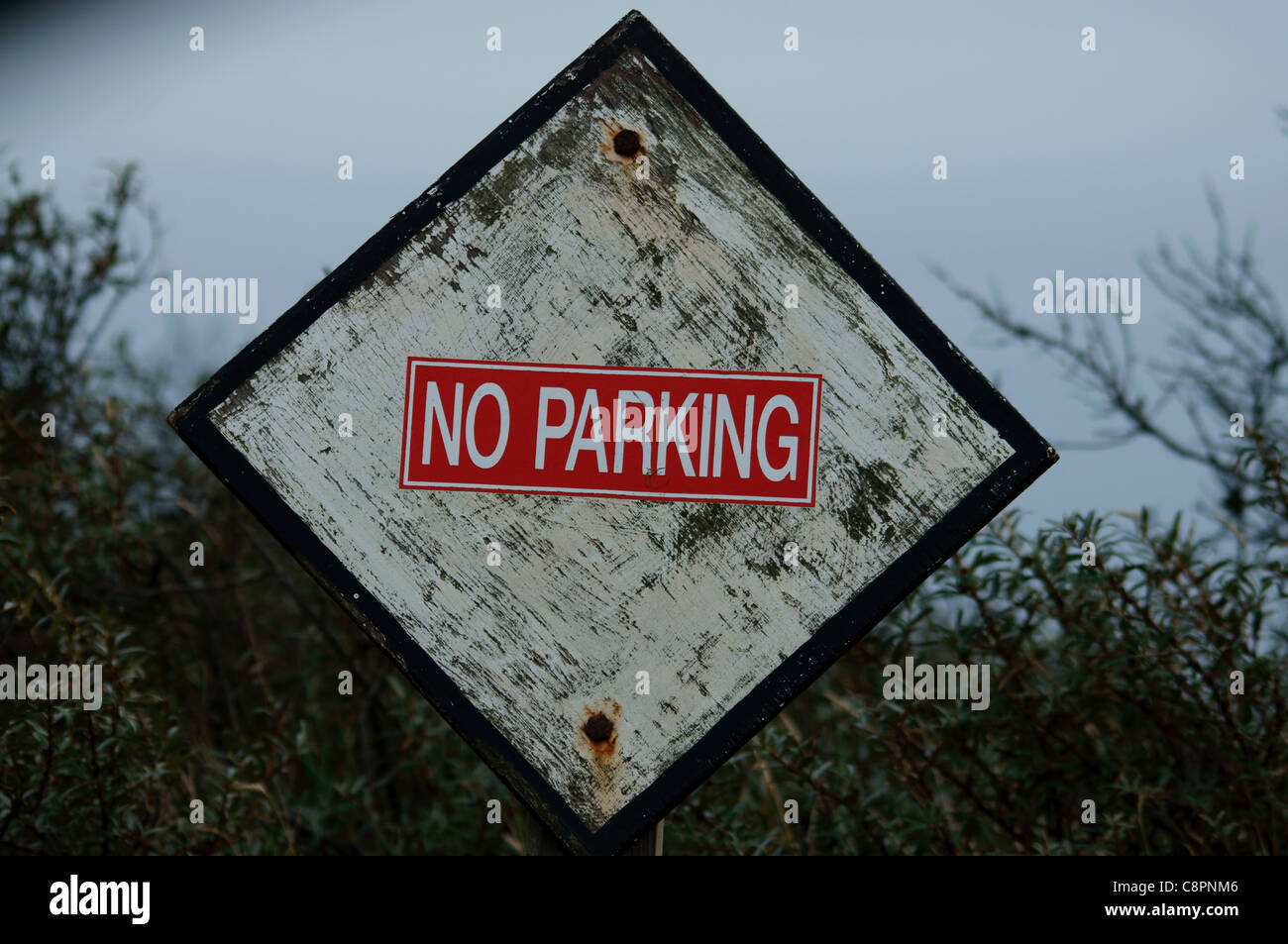 Old no parking sign at Spurn Point Stock Photo - Alamy