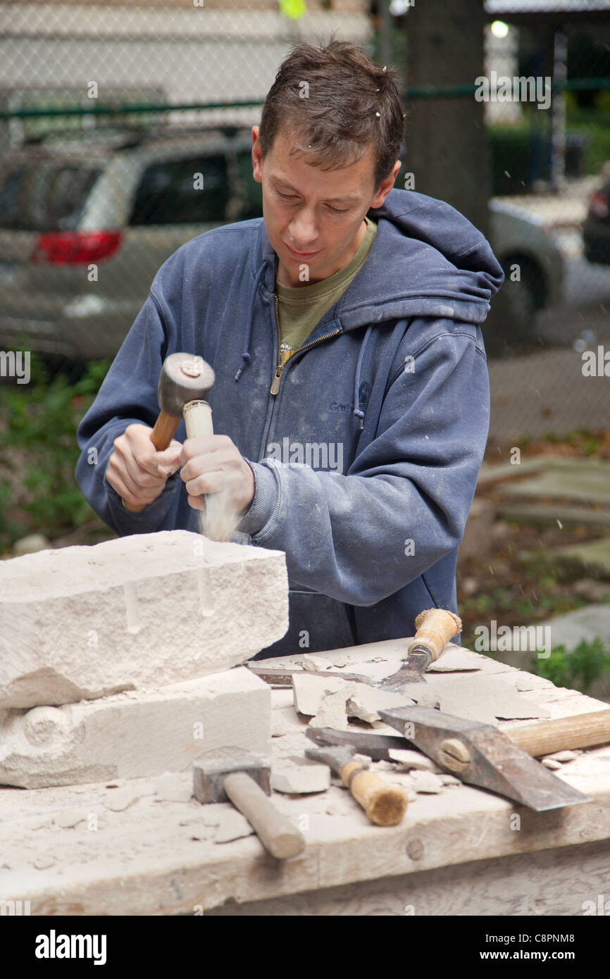 Stonemason High Resolution Stock Photography and Images - Alamy