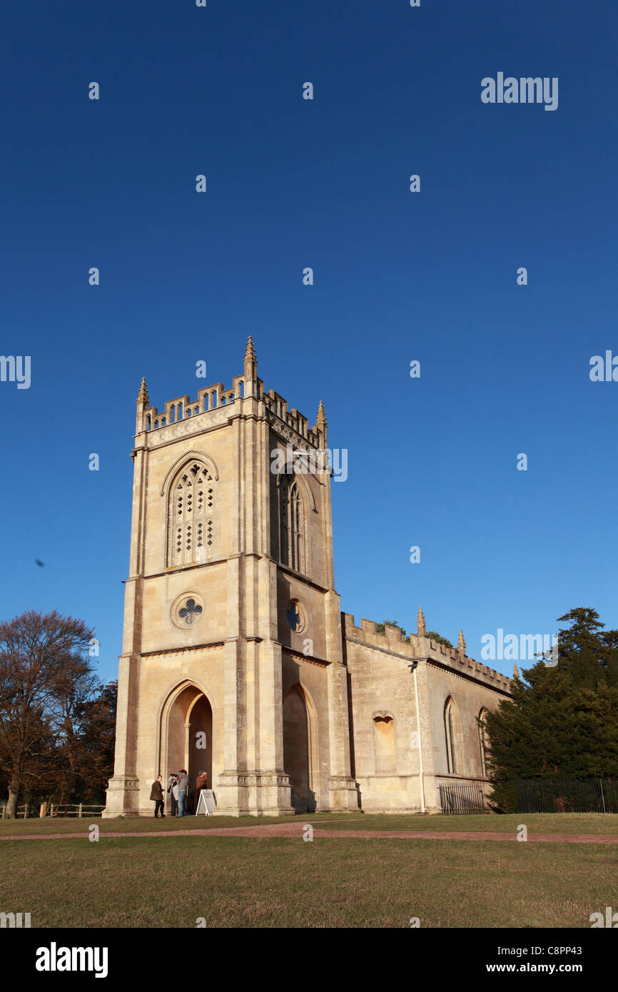 St mary magdalene church hi-res stock photography and images - Alamy