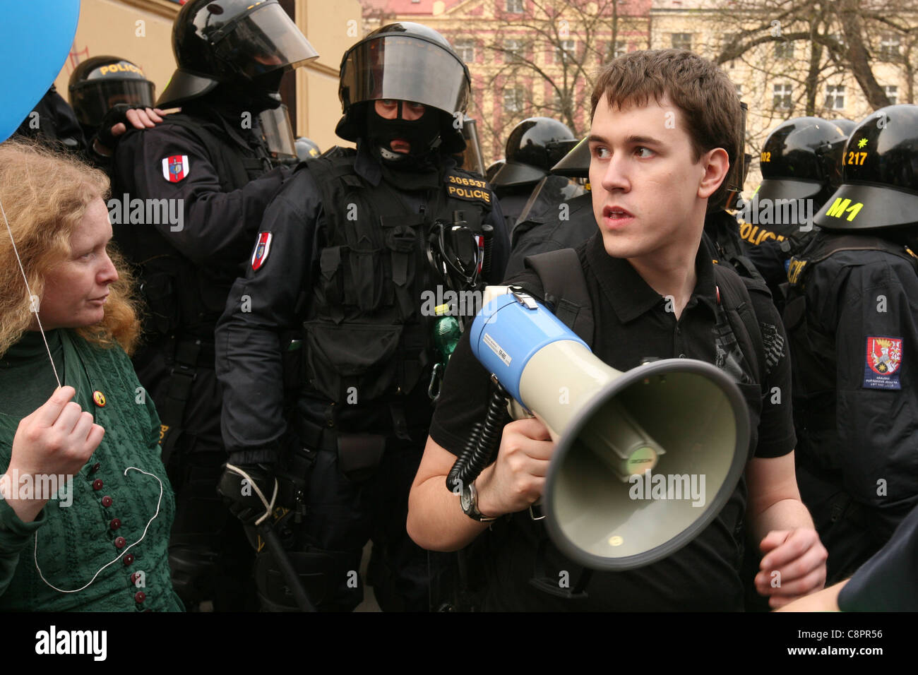 Human security radar hi-res stock photography and images - Alamy