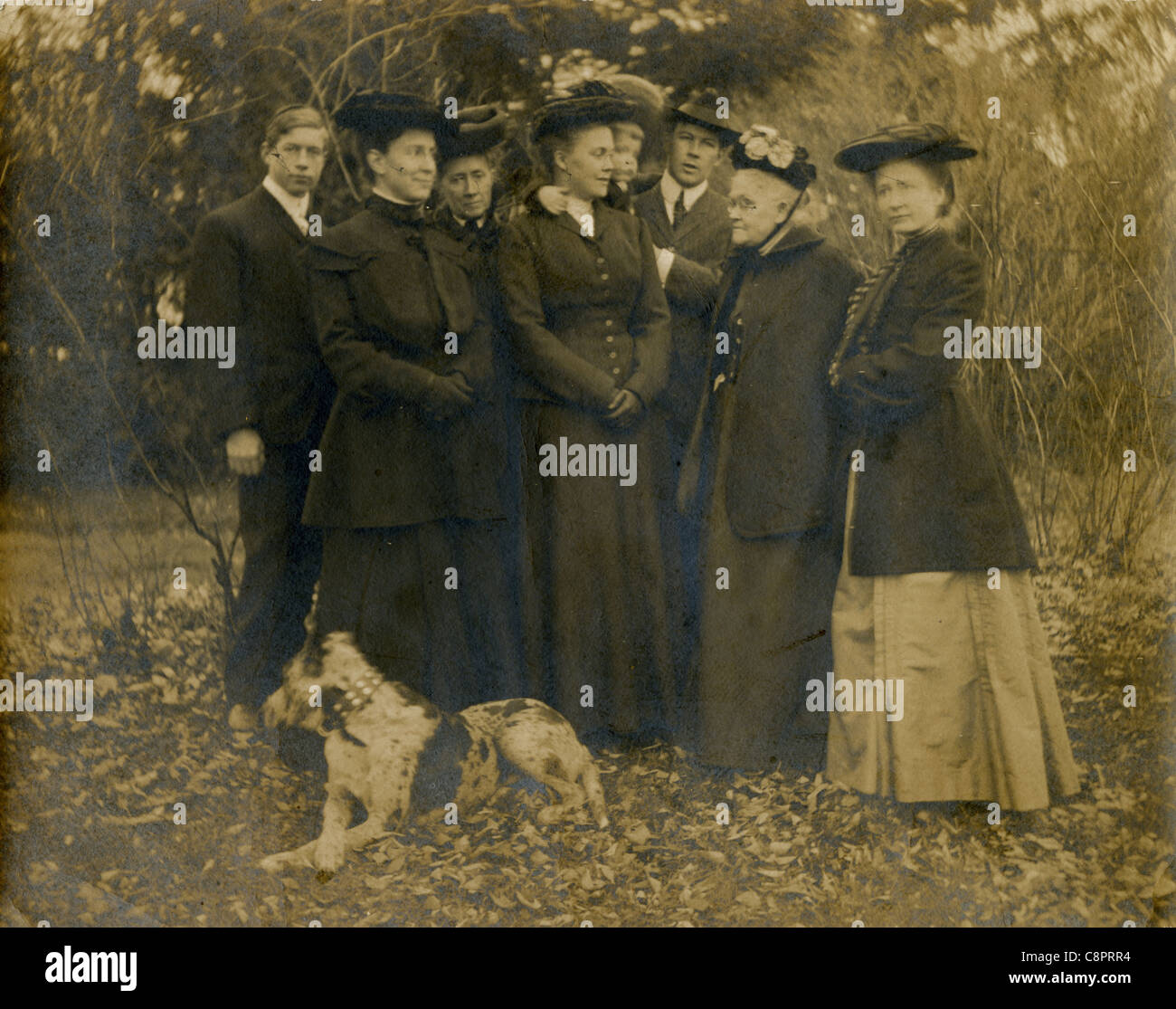 Circa 1890 Victorian photograph of group of formally dressed men and ...