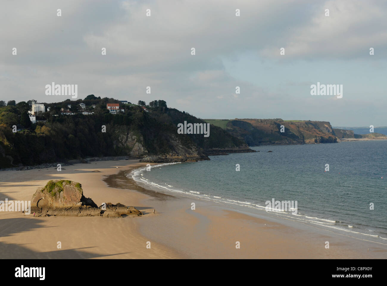 Tenby bay hi-res stock photography and images - Alamy