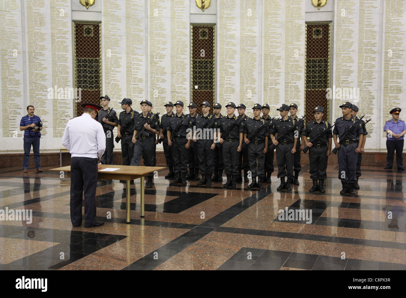 Moscow. Russian Police soldiers Stock Photo - Alamy