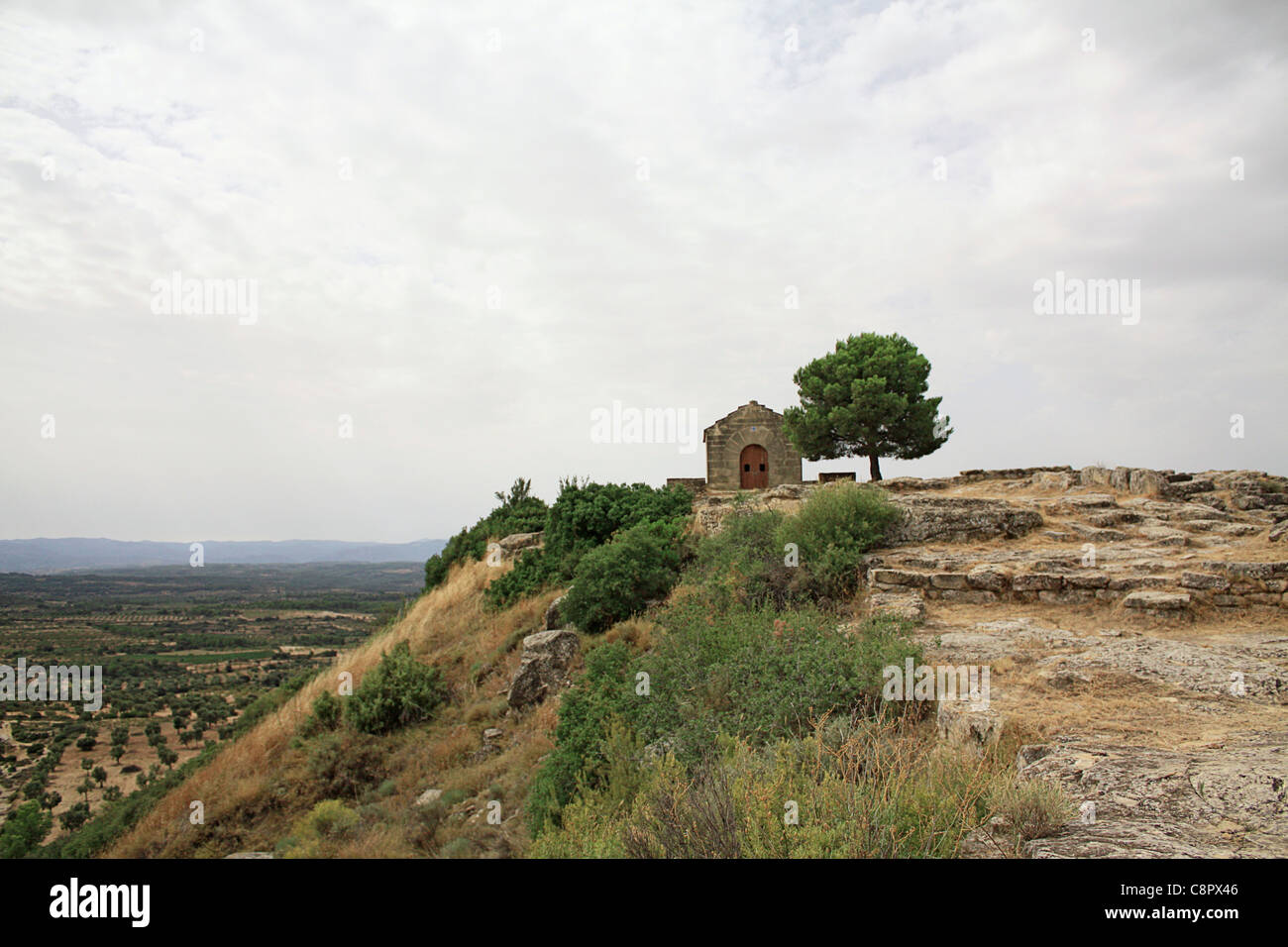 Spain, Aragon, Calaceite, Iberian chapel in countryside Stock Photo - Alamy