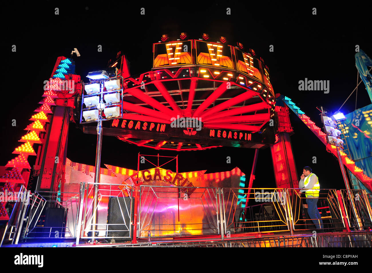Fair ground ride hi-res stock photography and images - Alamy