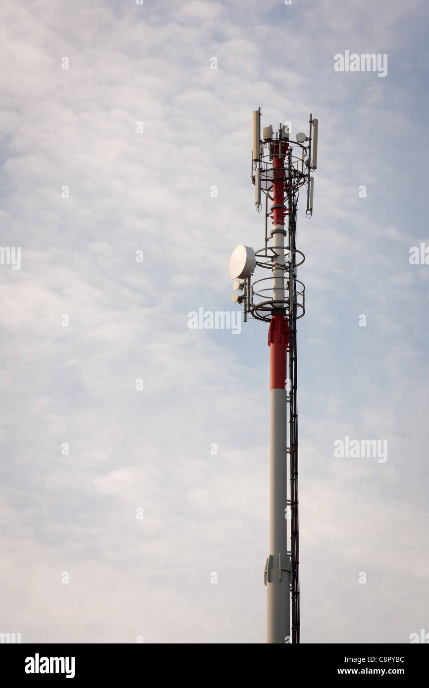 Antenna cellular communication system hi-res stock photography and ...