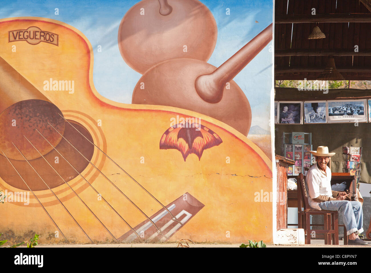 PINAR DEL RIO: VINALES VALLEY BAR WITH CUBAN CIGAR ADVERTISING PAINTED ...