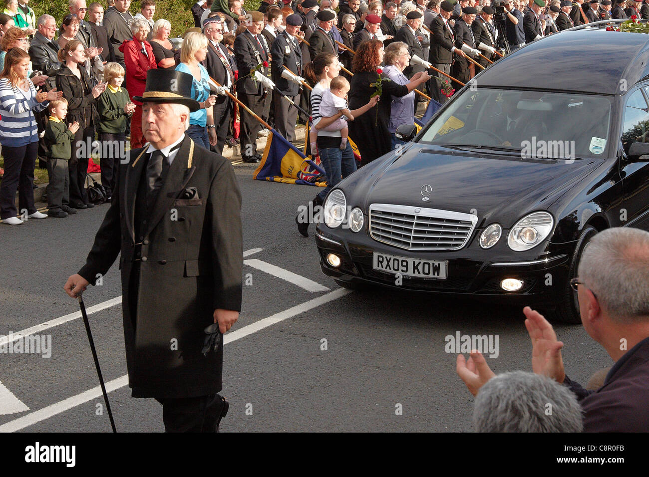 Sergeant barry weston repatriation hi-res stock photography and images ...