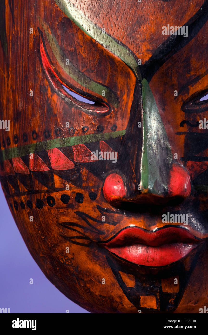 Indonesian mask hi-res stock photography and images - Alamy