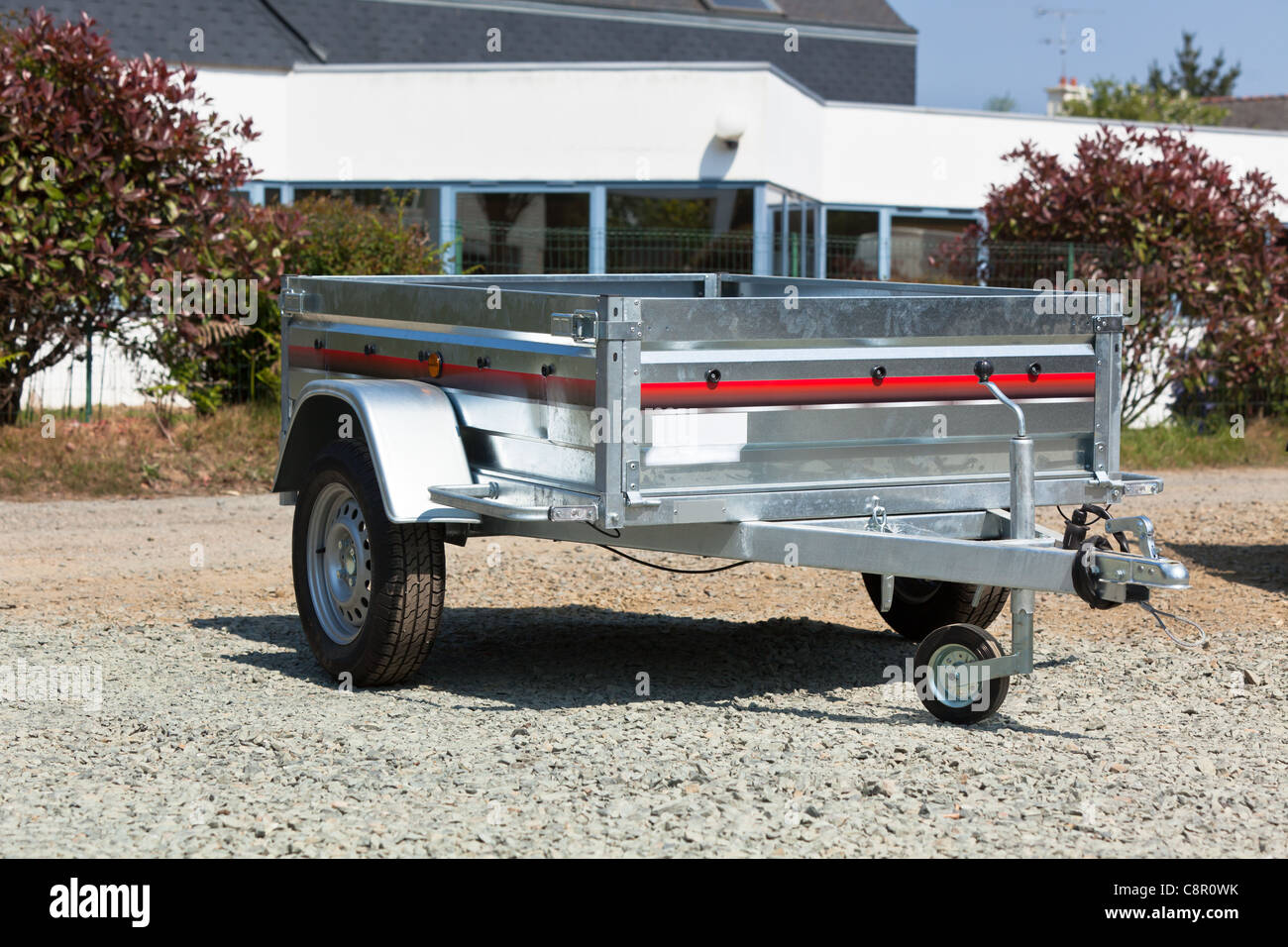 Cargo cart hi-res stock photography and images - Alamy