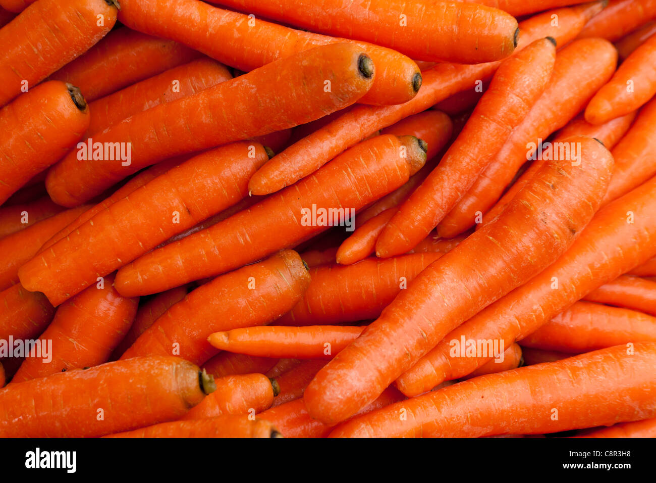 Carrots background hi-res stock photography and images - Alamy