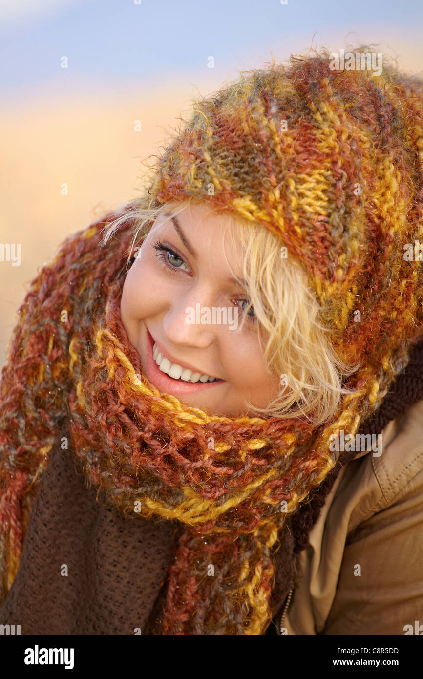 Chilly fall day hi-res stock photography and images - Alamy