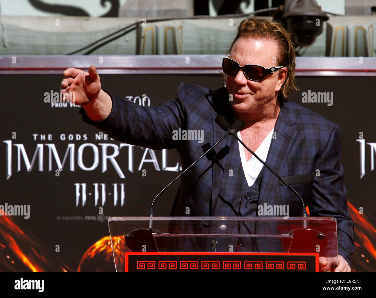 MICKEY ROURKE MICKEY ROURKE HAND AND FOOTPRINT CEREMONY HOLLYWOOD LOS ...