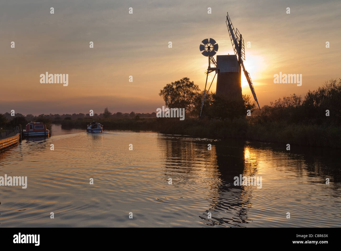 Boating river windmills windmill hi-res stock photography and images ...